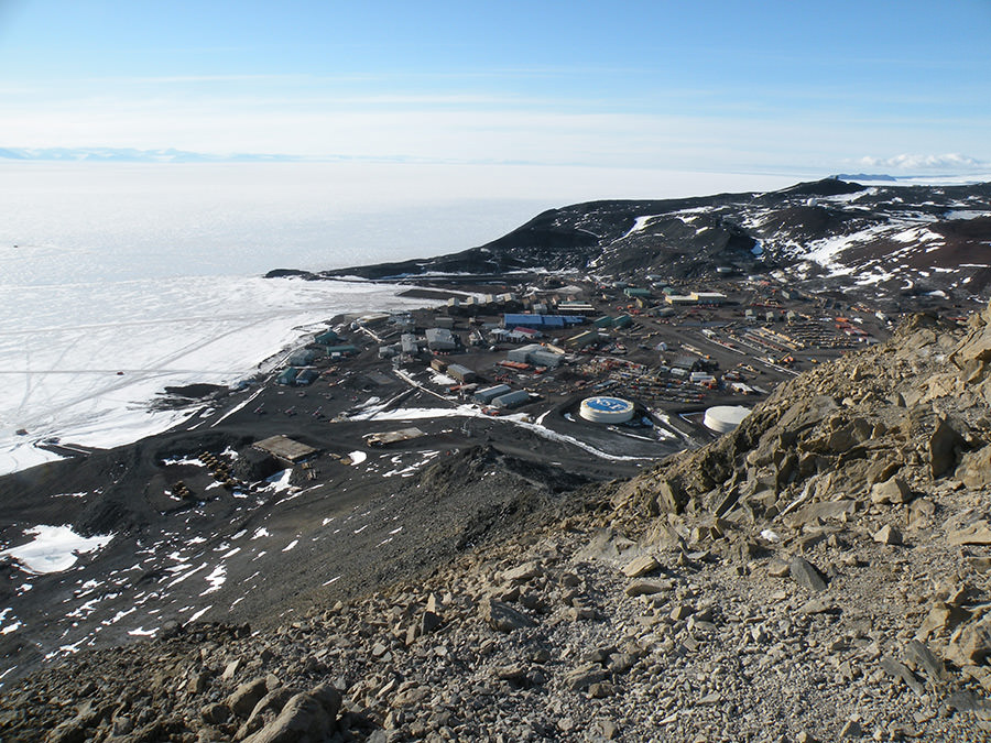 The frozen volcanoes