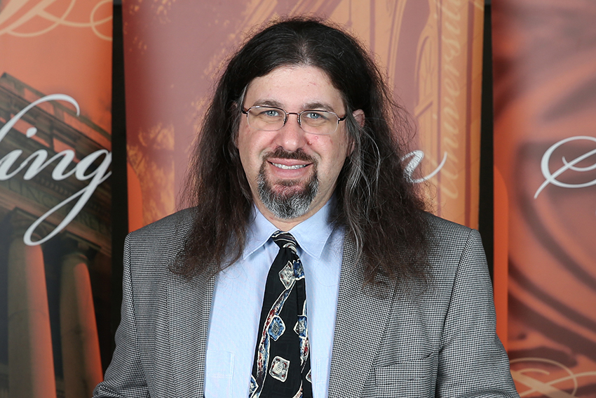 Wallach invited to speak on continued relevance of recording studios