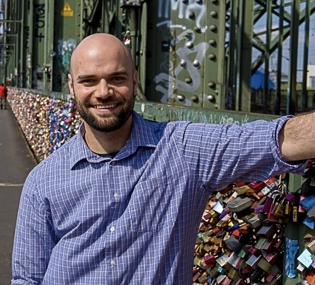 Joshua Grubbs receives Outstanding Early Career Award