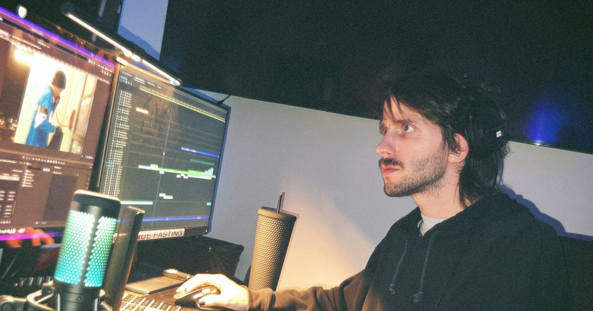 BGSU alumnus plays key role editing content for wildly popular YouTube ...