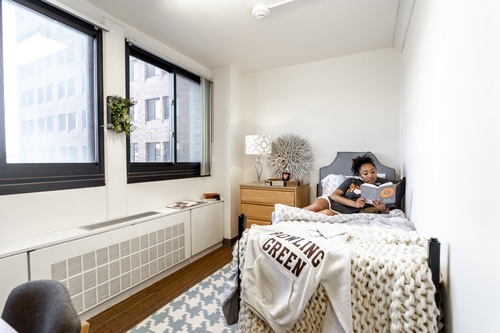 Returning Student Housing Guide