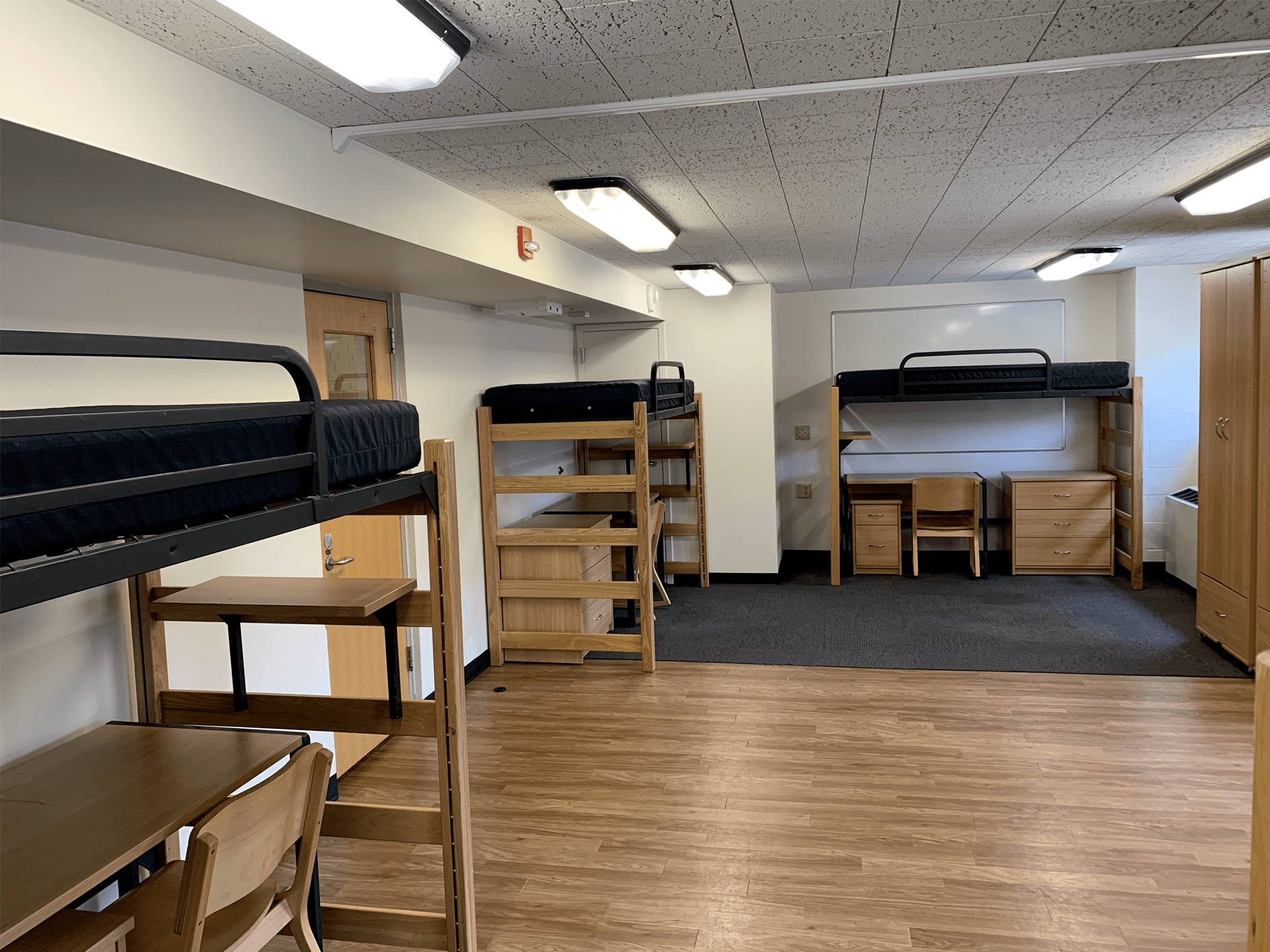 Four-person Conklin Room Layout